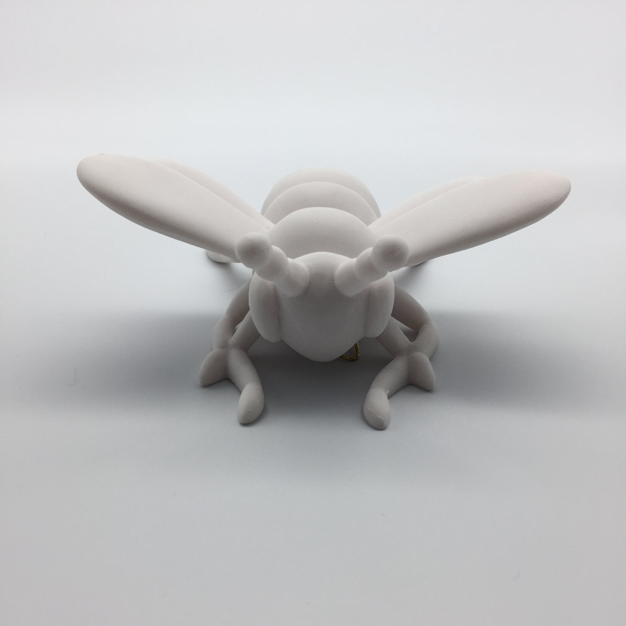 Richard Stringer - White Replica Bee - Mondopiero, Melbourne